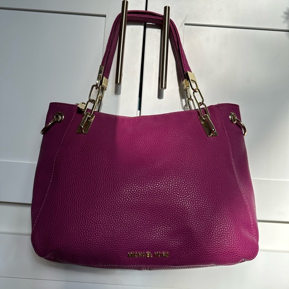 Imposter | Bags | Imposter Shoulder Bag With Change Purse | Poshmark